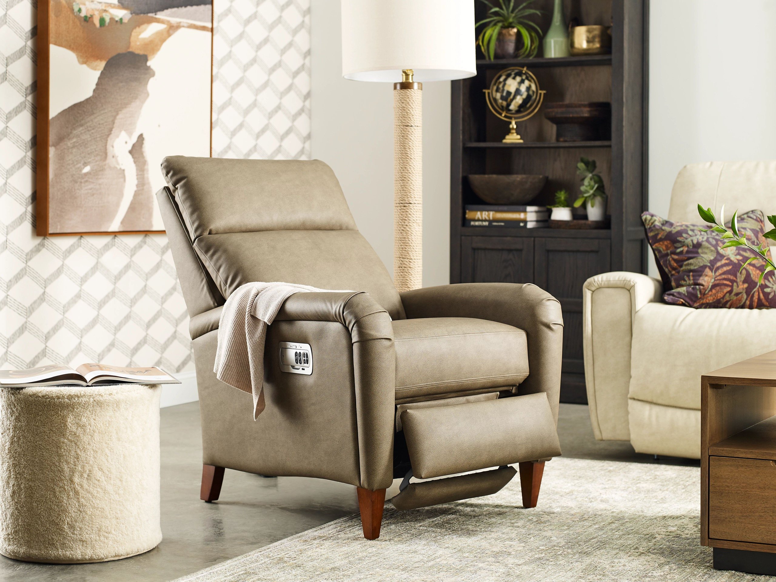What Is a High Leg Recliner?