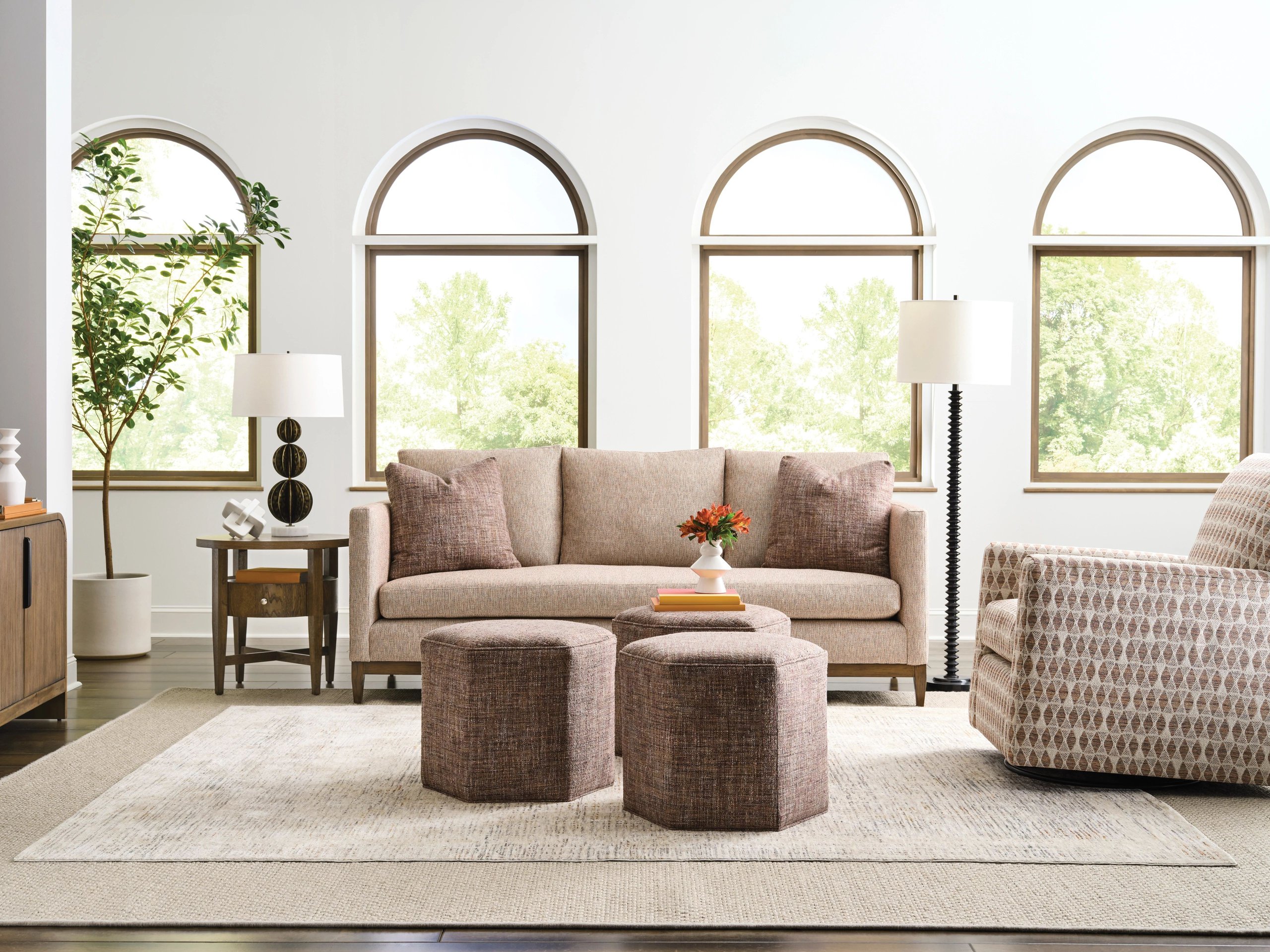 How to Decorate a Living Room