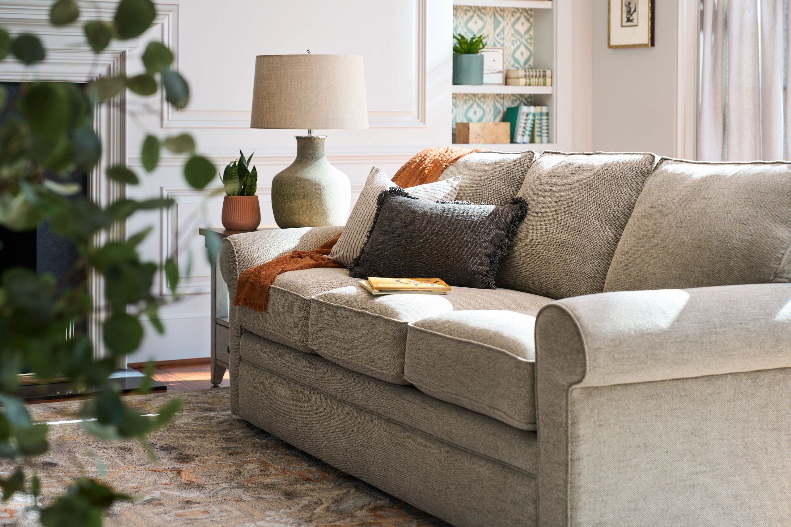 How to Match An Area Rug With Furniture