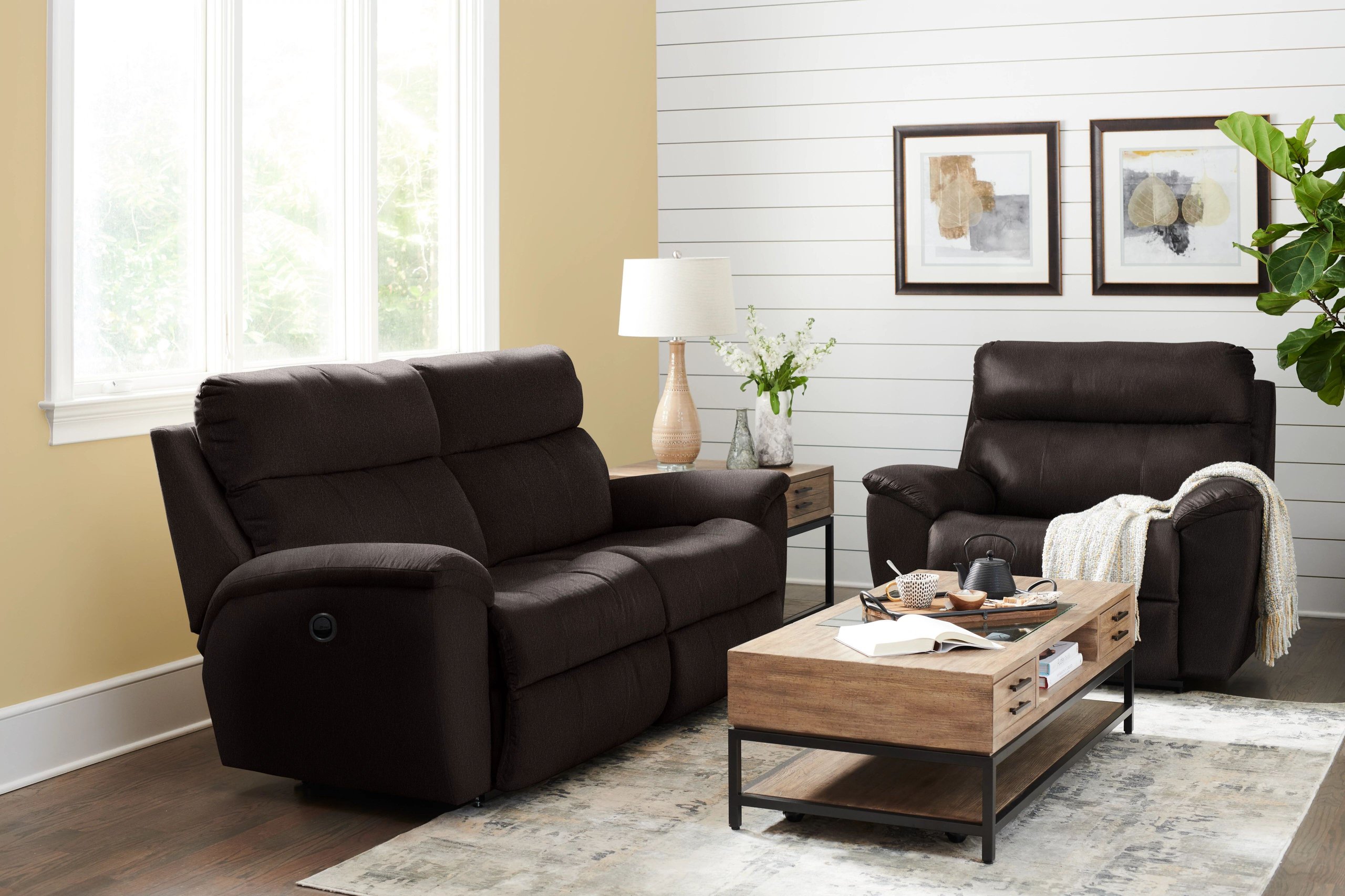 How to Match An Area Rug With Furniture